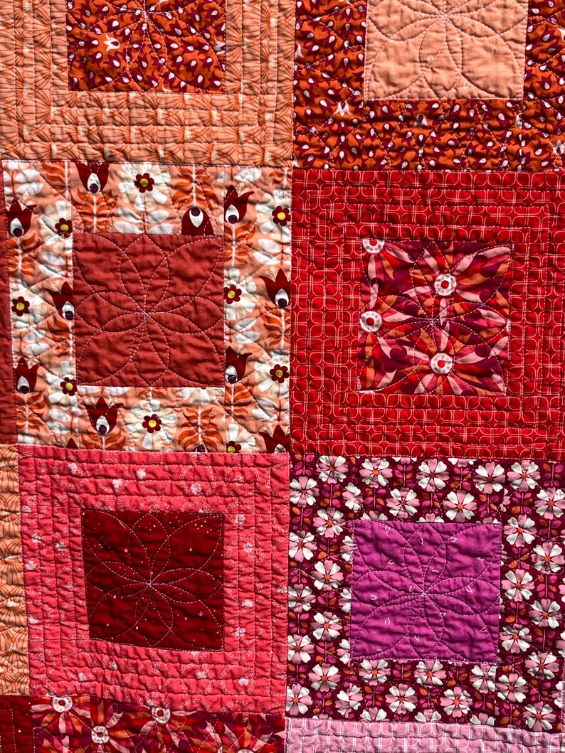 THROW Quilt / Lap Quilt / Cozy Quilt / Beautiful Shade of Pink, Purple ...