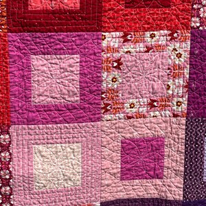 THROW Quilt / Lap Quilt / Cozy Quilt / Beautiful Shade of Pink, Purple ...