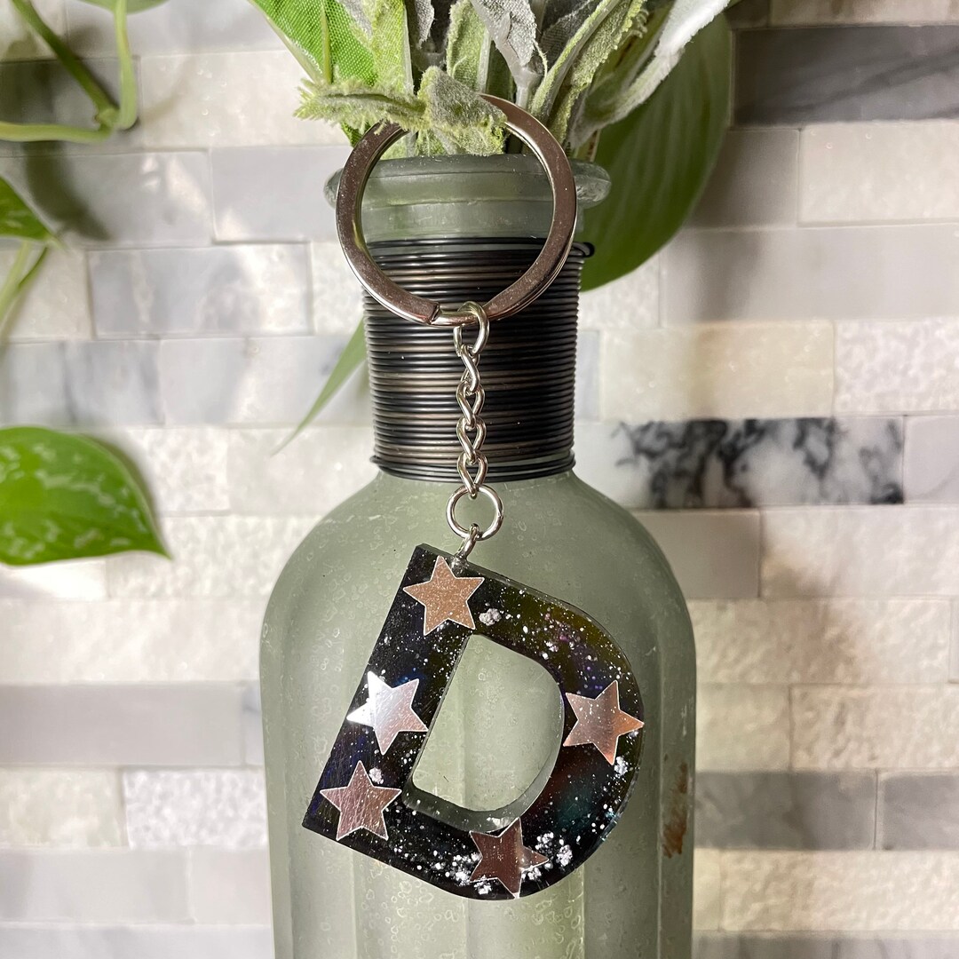 D Letter Keychain - Etsy