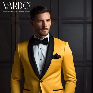 Elegant Men's Yellow Tuxedo Suit - Classic Style for Standout Occasions ...