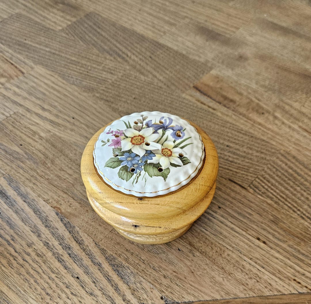 Potpourri Container Round Turned Wood Porcelain Top Vintage - Etsy