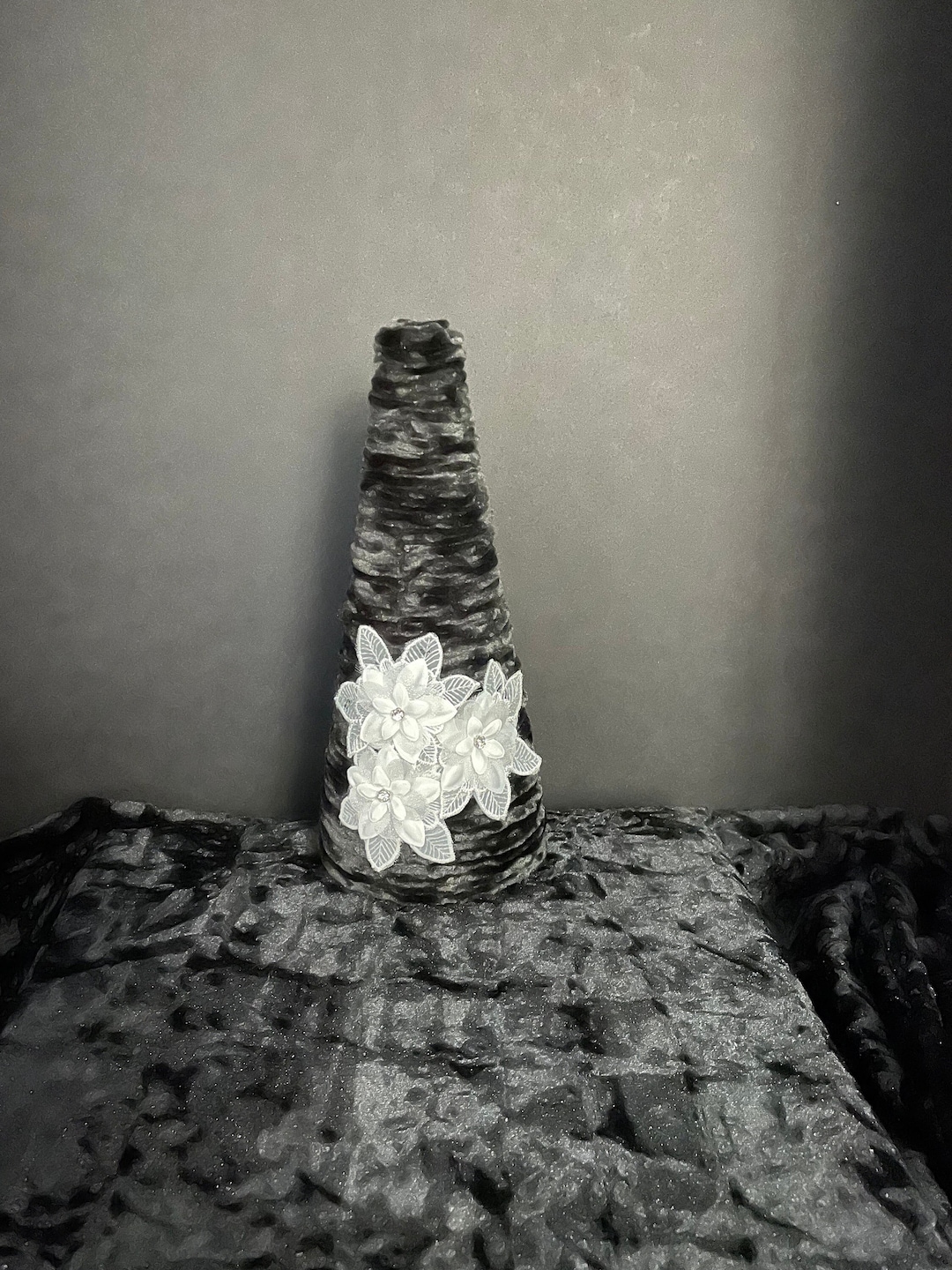 Black Velvet Tree With White Lace Flowers and Rhinestone Center - Etsy