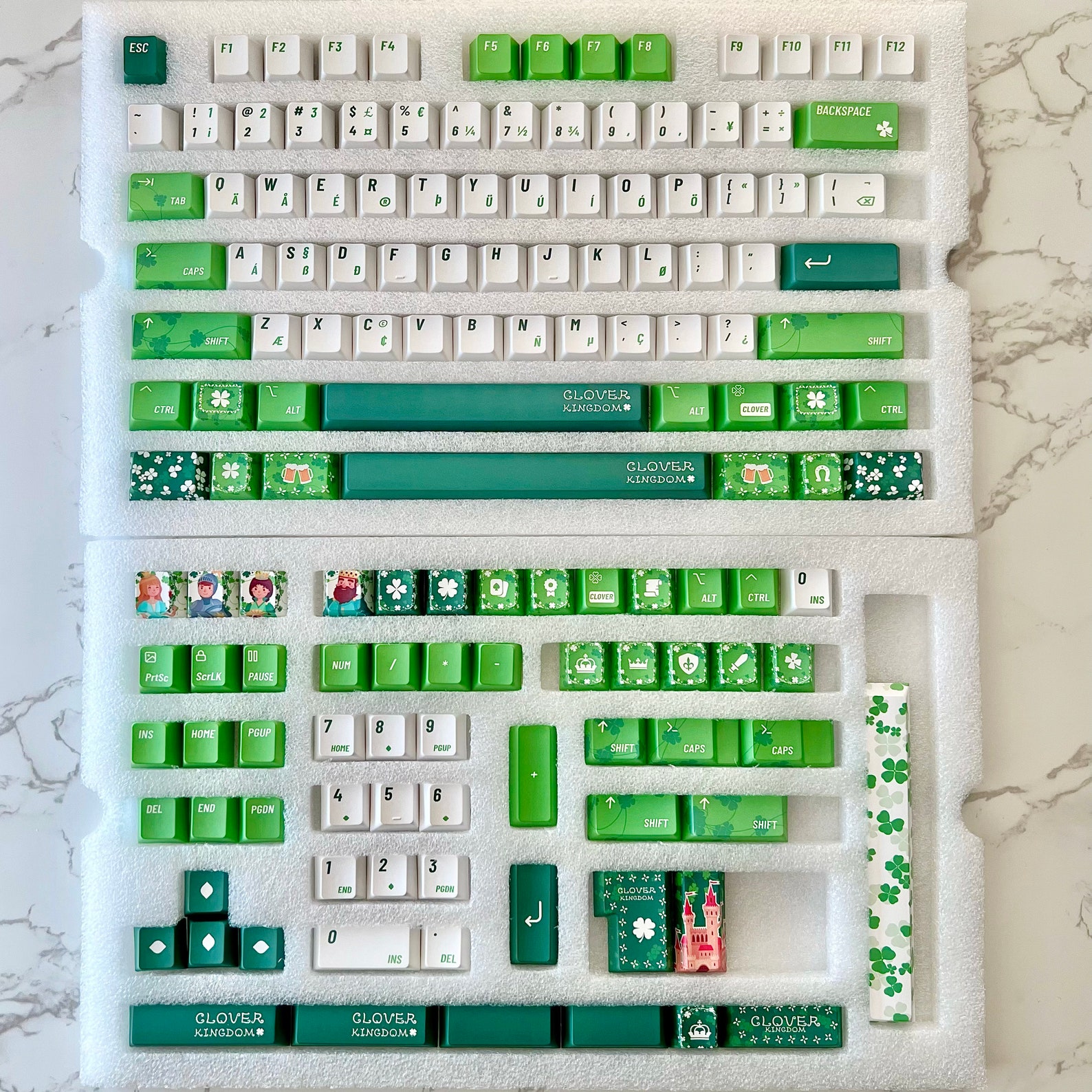 Clover Kingdom Keycap Set, Cherry Profile, Cute Art, PBT, Cherry MX ...