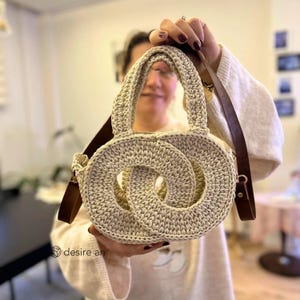 Crochet Ring Bag Pattern: Stylish Tote With Leather Handle (pdf-video ...