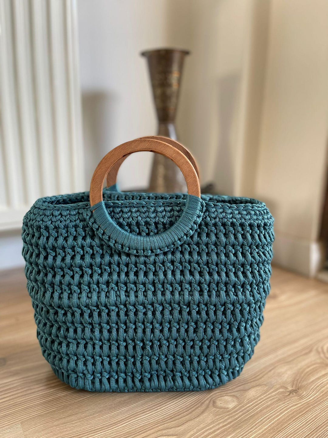 Easy Crochet Bag Pattern: Leather Base & Wooden Handles (PDF Tutorial ...