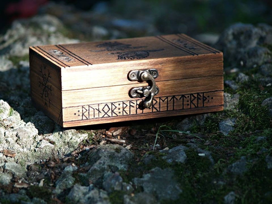 Huginn & Muninn Runic Box - Etsy