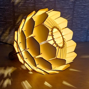 Design Lamps, Scandinavian Pine Cone Hanging Wooden Lamp, Pendant Light ...