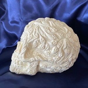 SMILING SOULS SKULL, 3D Printed Collectible, Halloween - Etsy