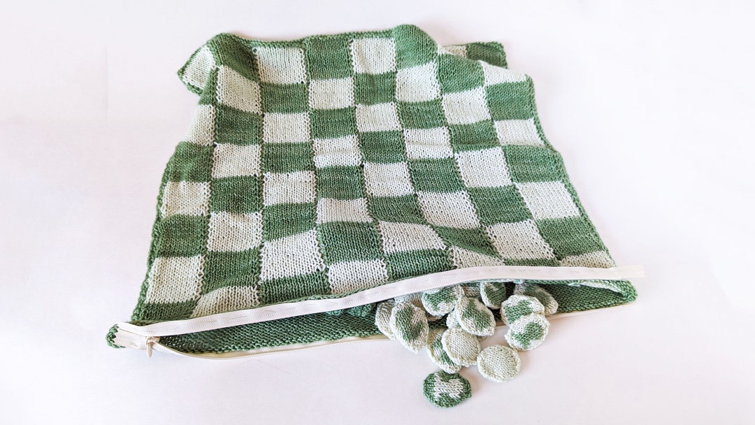 Knitting Pattern: Travel Chess Checkers Set, Modular Knit Game - Etsy