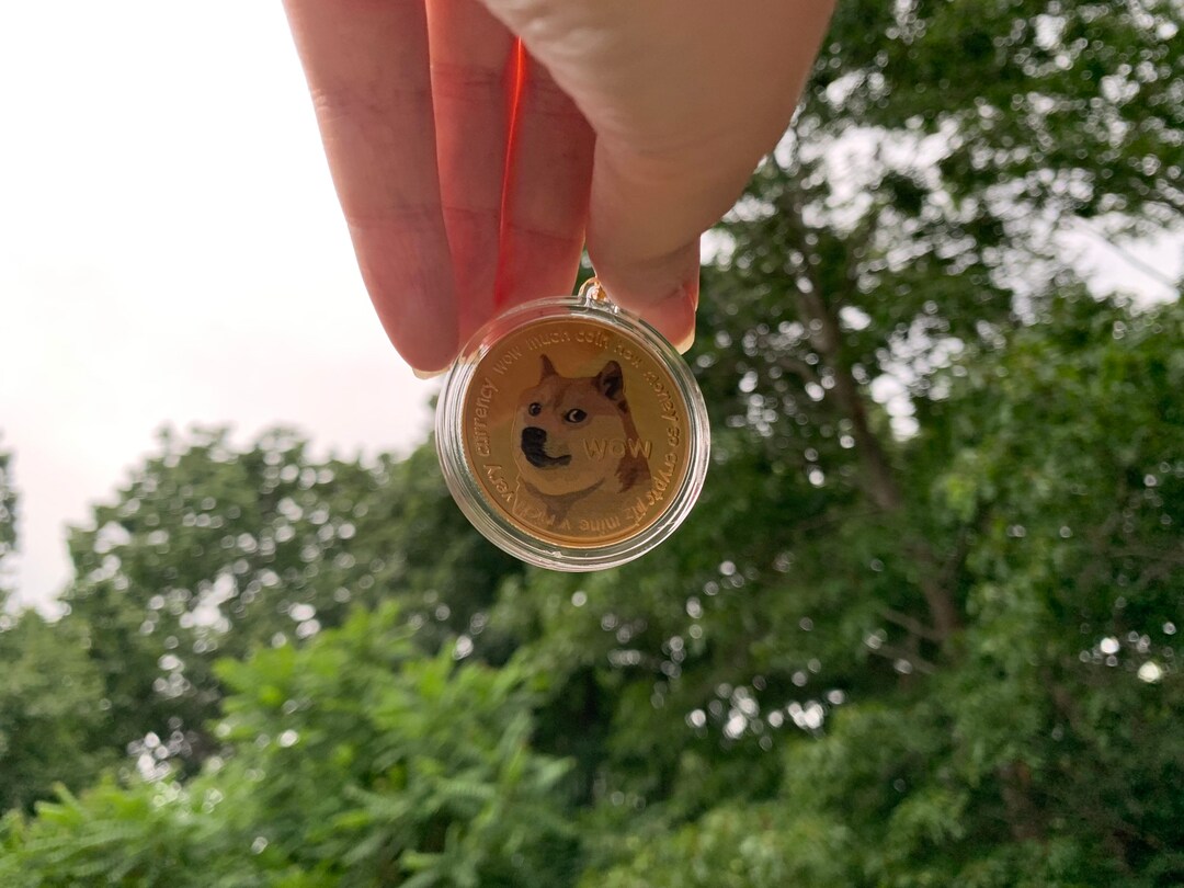 Dogecoin to the Moon Gold Keychain - Etsy