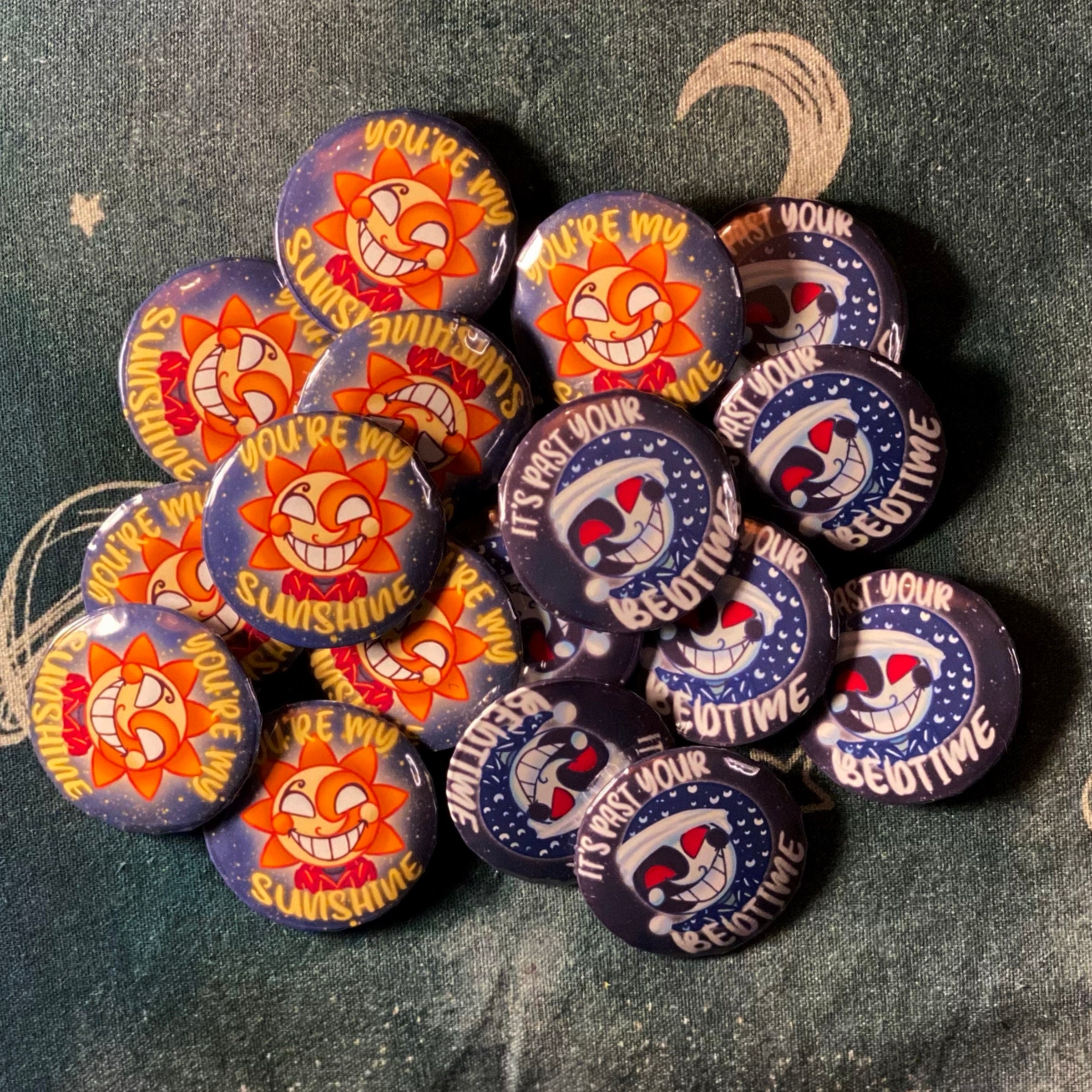 Sunnydrop and Moondrop FNAF Button Badge Set - Etsy