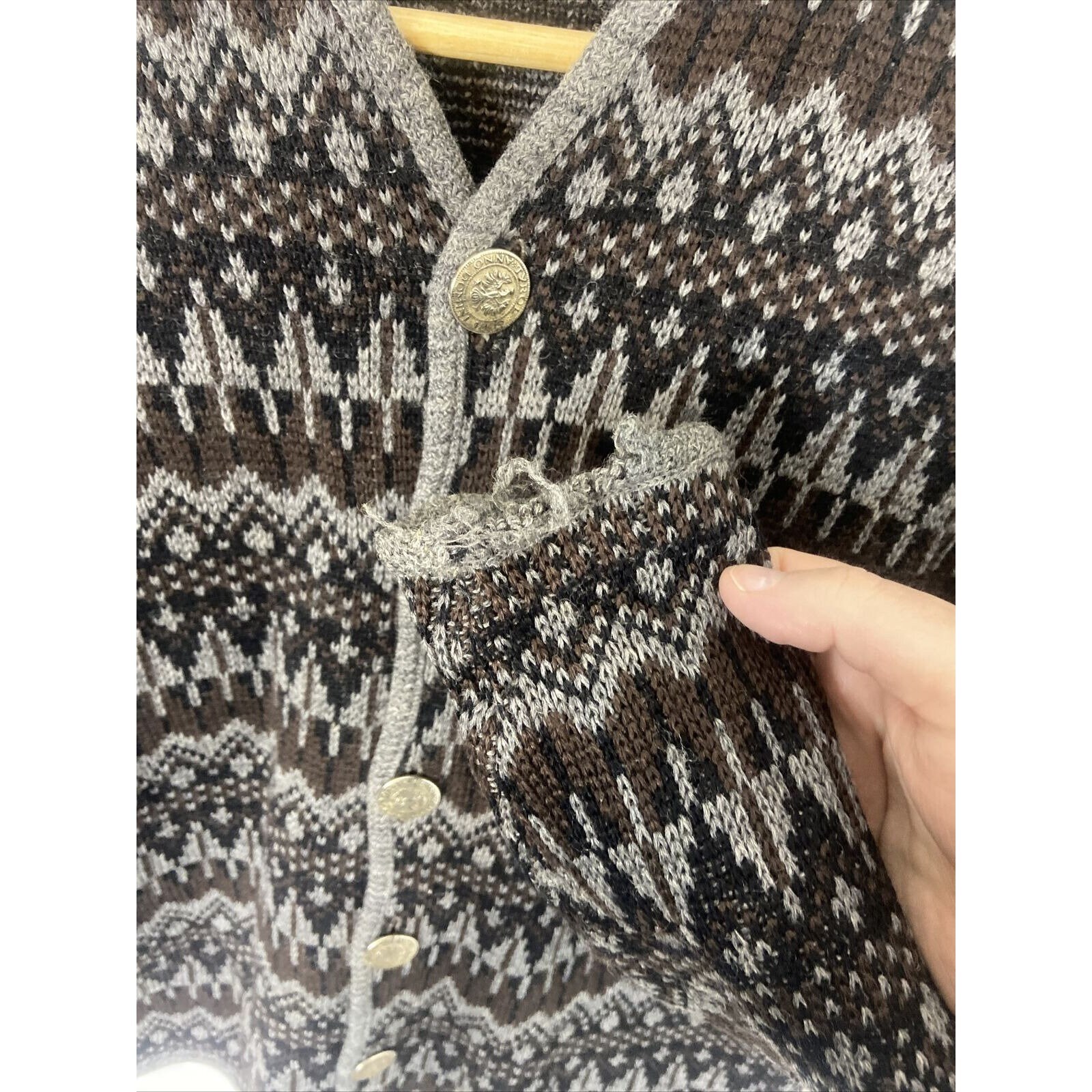 Vintage White Ram Woman M Nordic Wool Ski Lodge Cardigan Sweater Knit ...