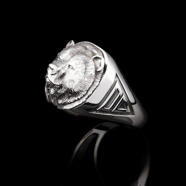 Bear Signet Ring - Etsy