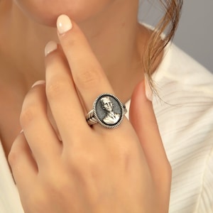 Nikola Tesla Genius Inventor Silver Ring, Unisex Jewelry Gift for ...