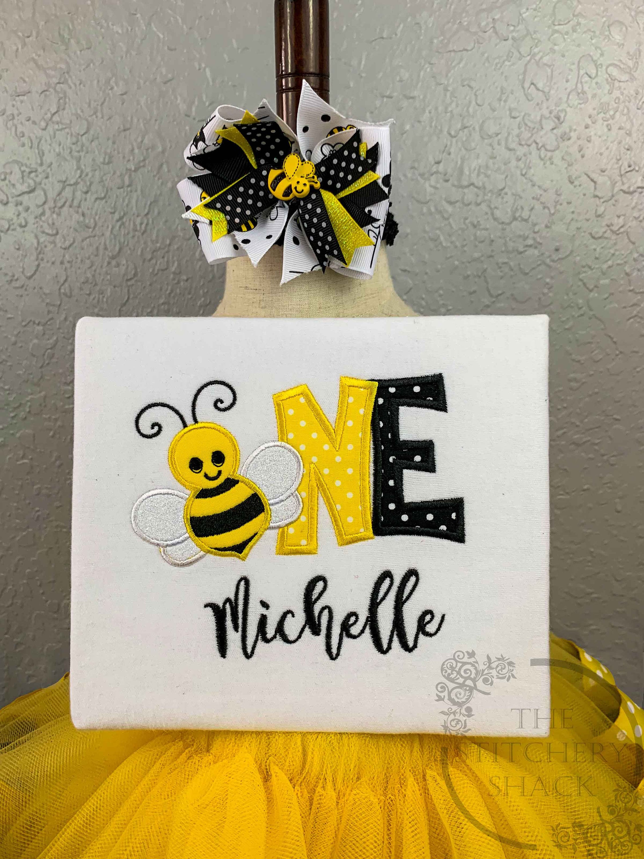 Bumble Bee First Birthday Outfit Girl, Bee Birthday Party, 1st Birthday ...