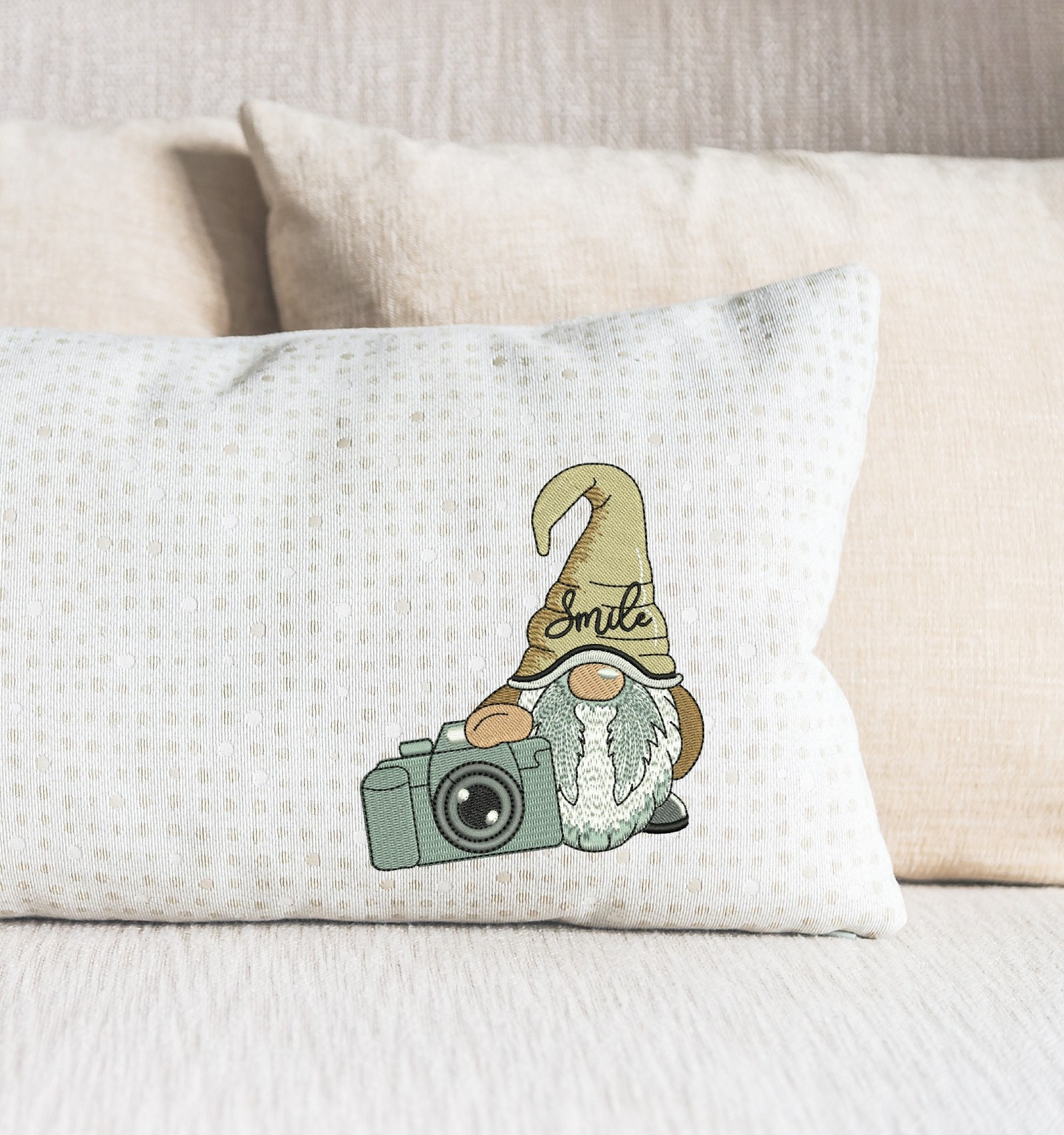 Gnome With Camera Embroidery Design, Photographer Machine Embroidery ...