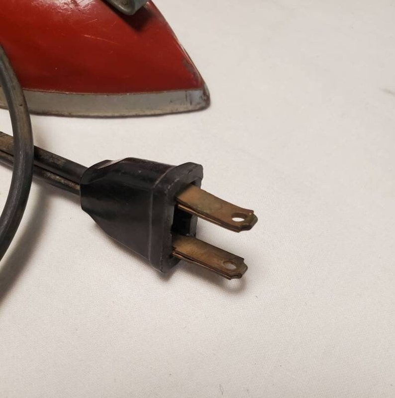 Set of Two Vintage Play Irons Suny Suzy Pretend Play 1940s 1950s ...