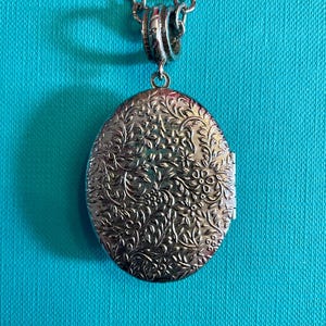 1960s Vintage Whiting & Davis Large Fleur-de-lis Locket Pendant on ...