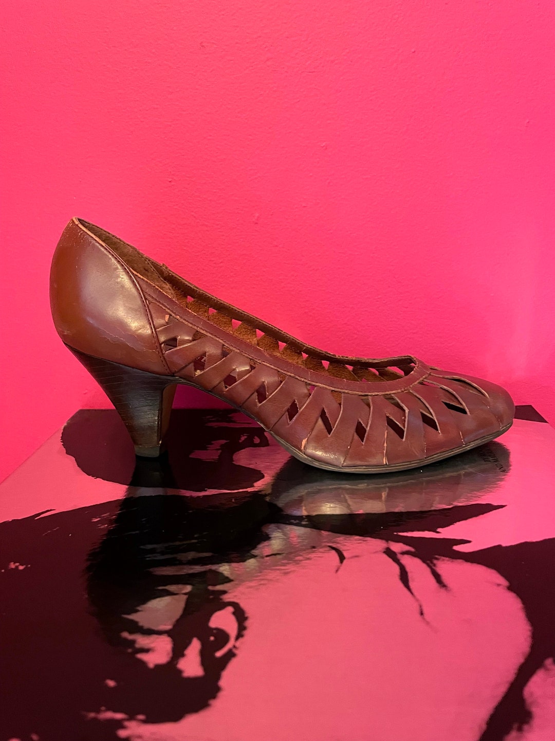 1970s/1980s Vintage Fayva Boho Woven Brown Leather Pumps (as Is) (size ...