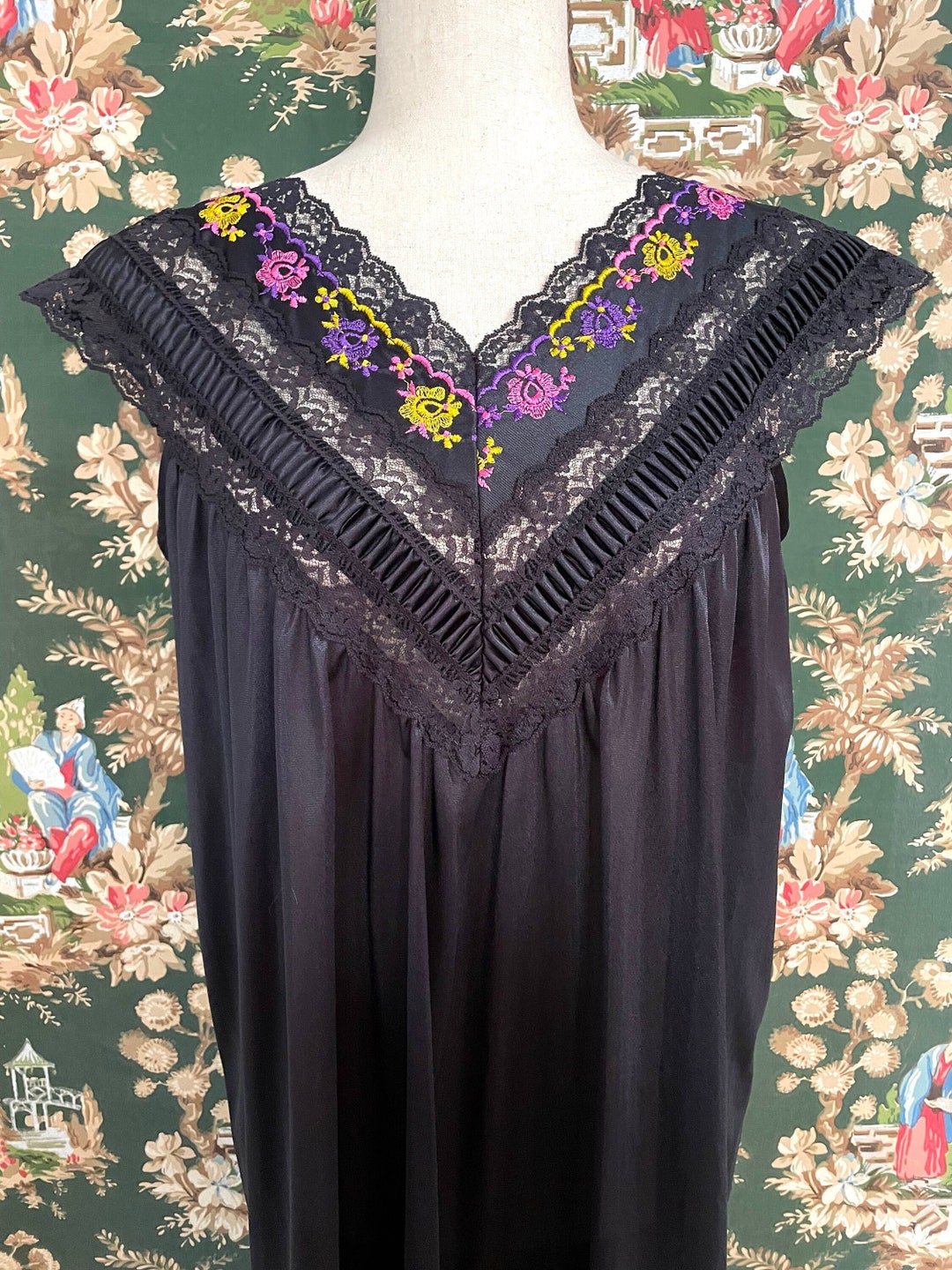 1970s/1980s Vintage Polyester Nightgown - Etsy