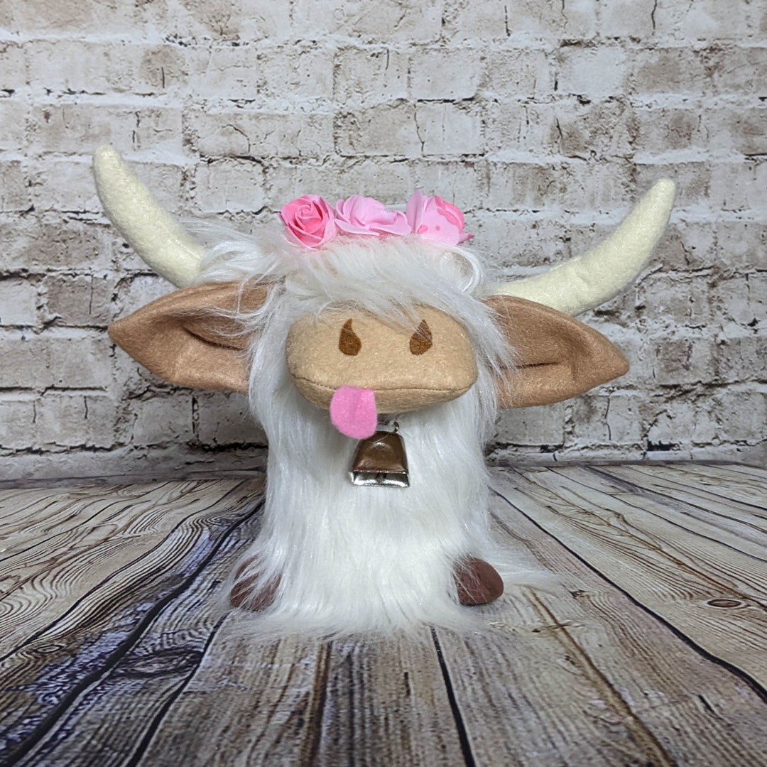 Cream Highland Cow Gnome Cow Gnome Farm Gnome Tiered Tray Decoration ...