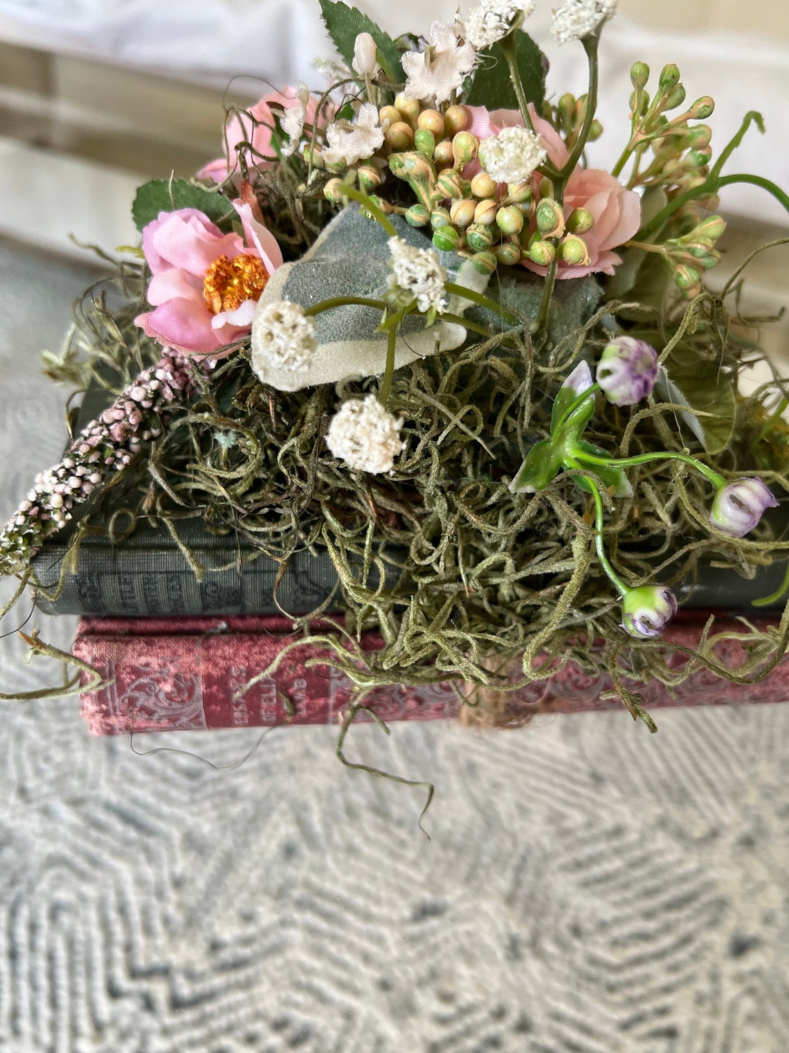 Darling Vintage Book Floral Design - Etsy