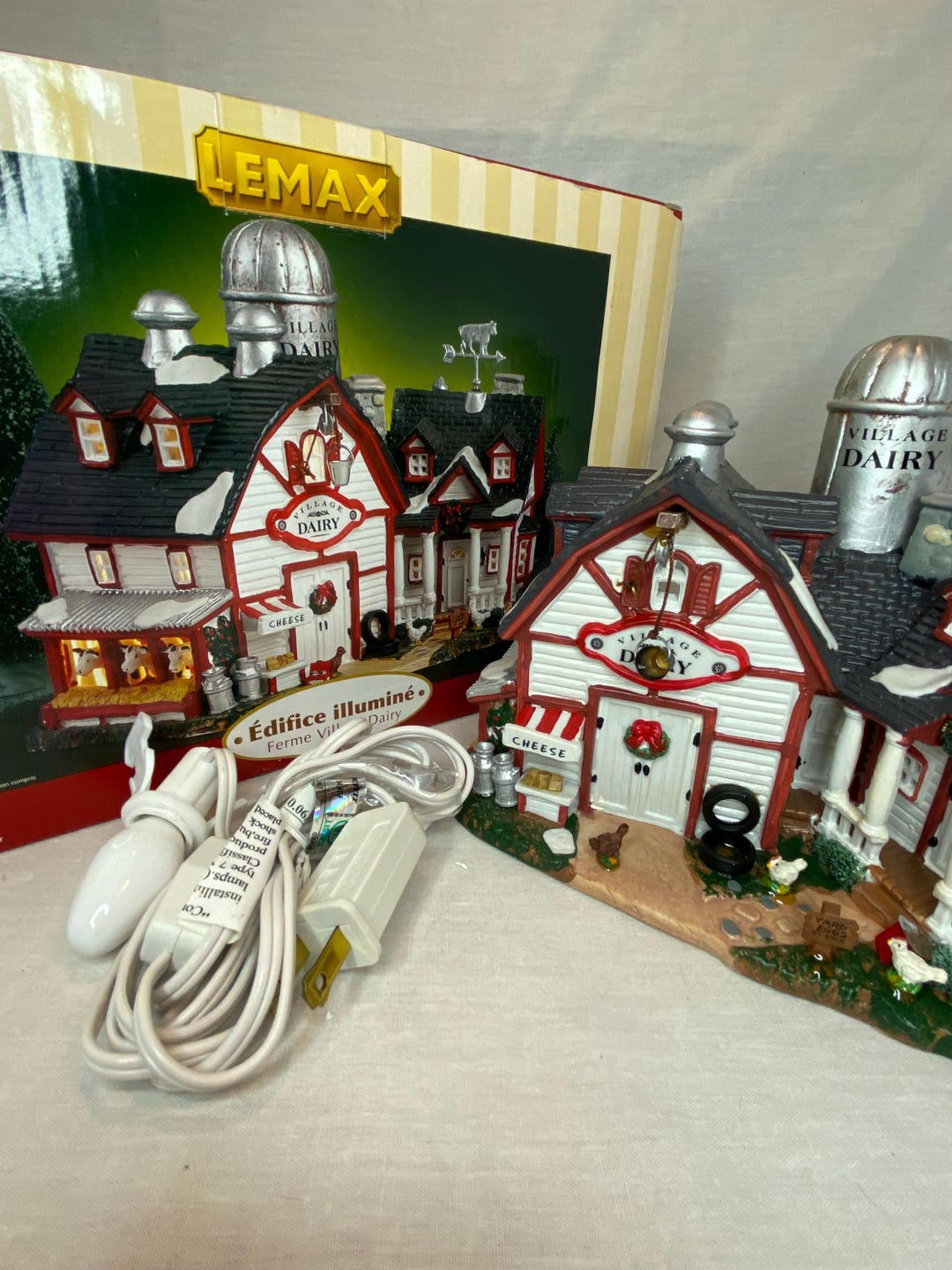 Lemax - Village Dairy Farm Barn - Village Collection Harvest Crossing ...