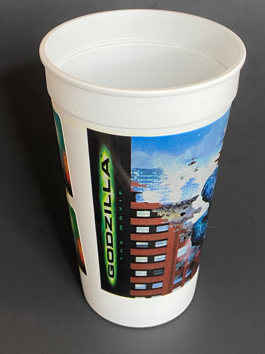 Godzilla Taco Bell Cup - 1998 - Godzilla Gets A Grip - Original OPENED ...