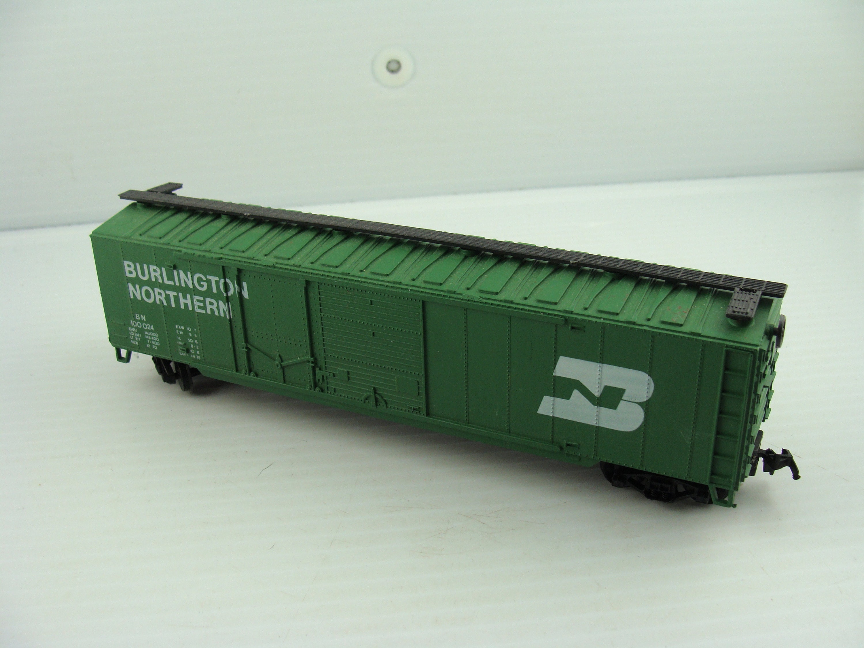 HO Scale Tyco Burlington Northern Box Car - Etsy
