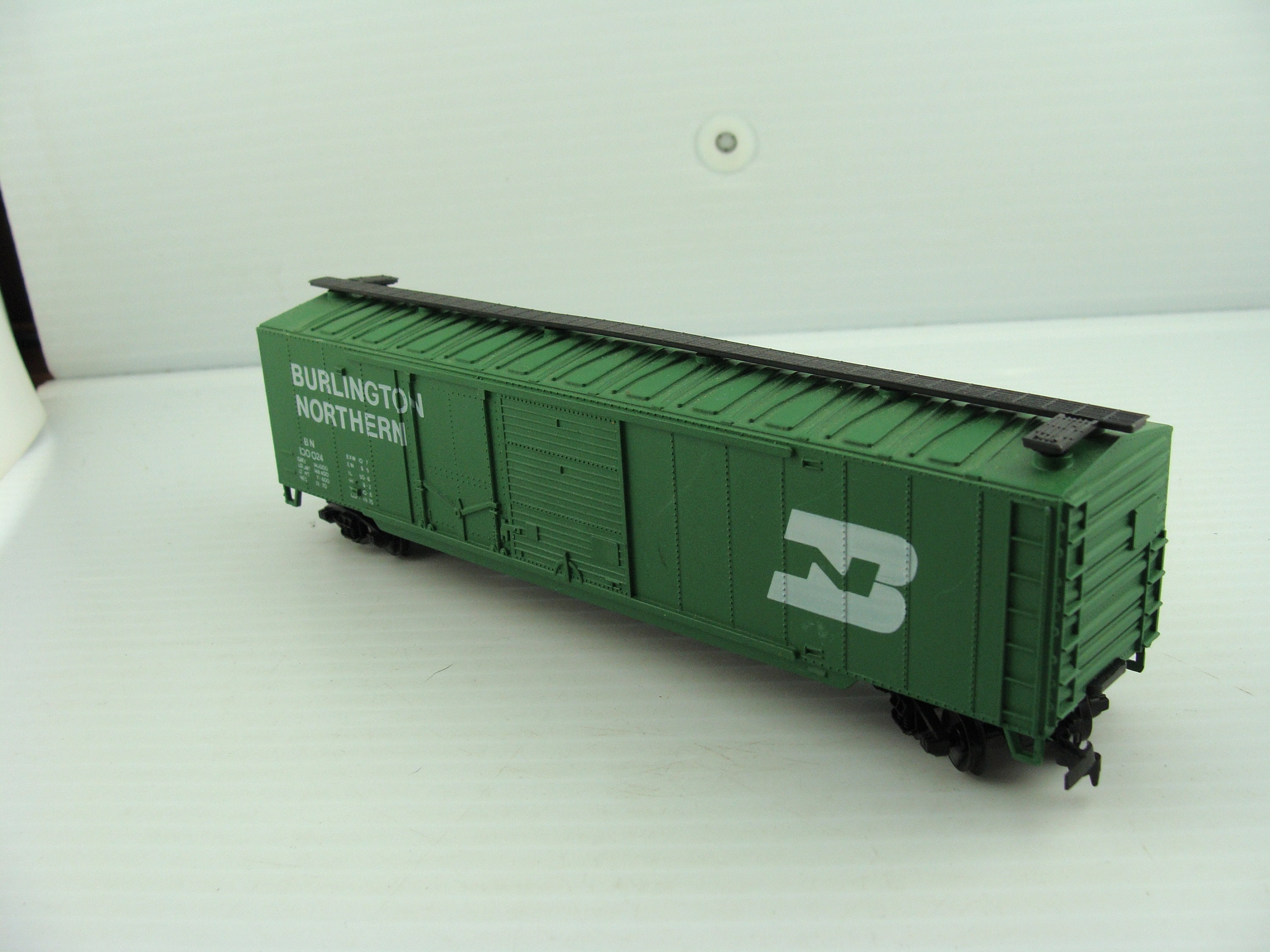 HO Scale Tyco Burlington Northern Box Car - Etsy