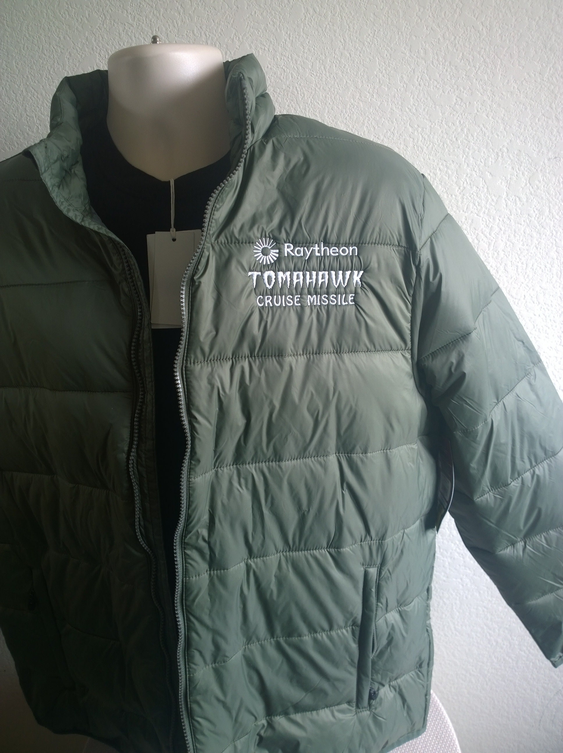 XL RAYTHEON Jacket TOMAHAWK Cruise Missile - Etsy