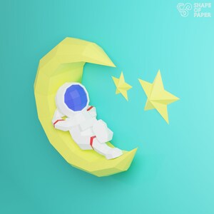 Papercraft Astronaut on the Moon, Handmade, Paper Sculpture, Pepakura ...