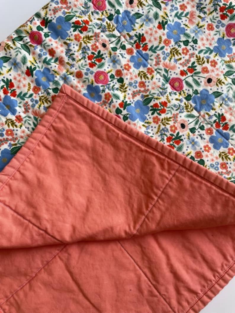 Floral Baby Quilt - Whole Cloth Quilt - Modern Quilt - Etsy
