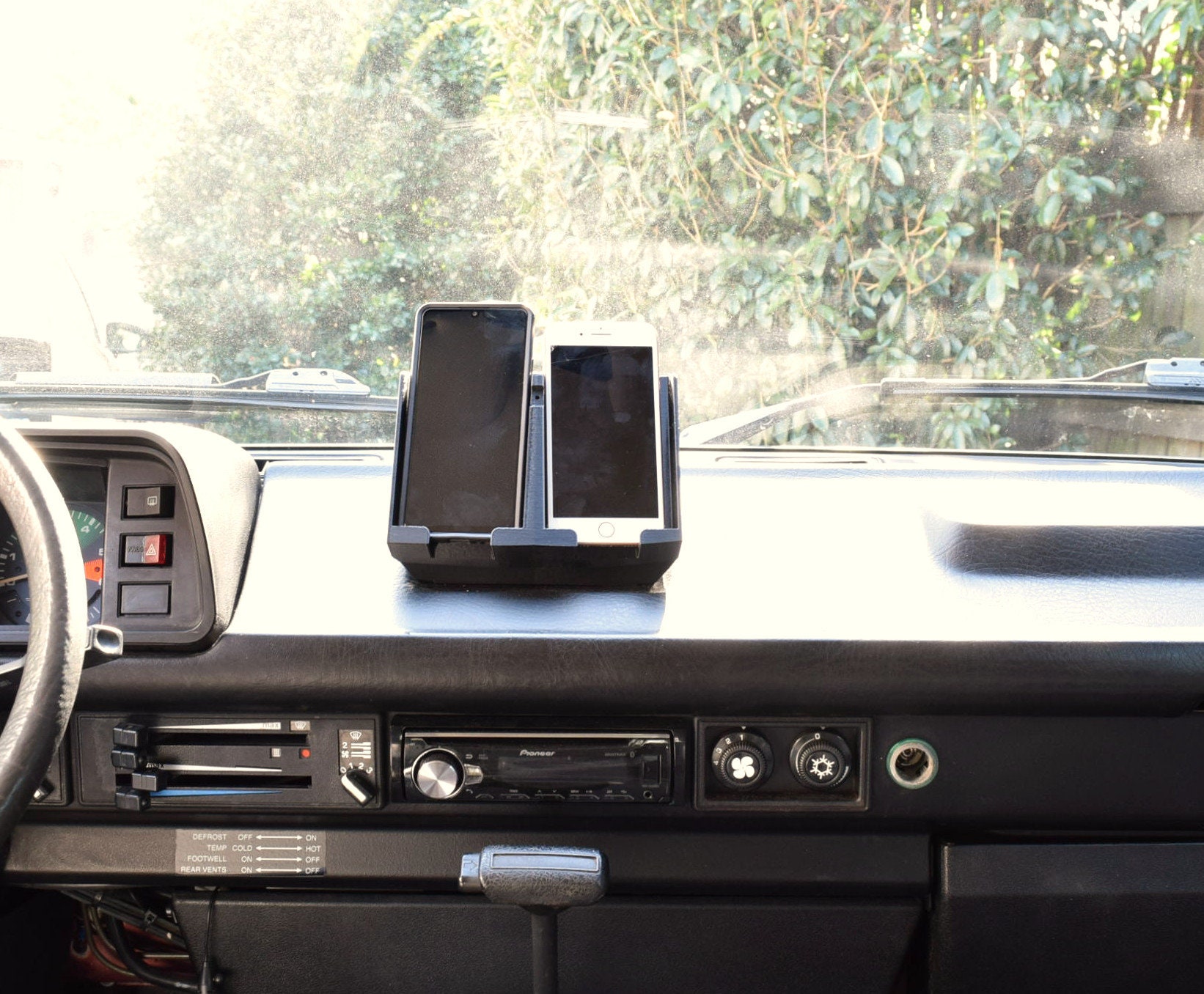 VW Vanagon Cell Phone Mount powered Not Powered - Etsy UK