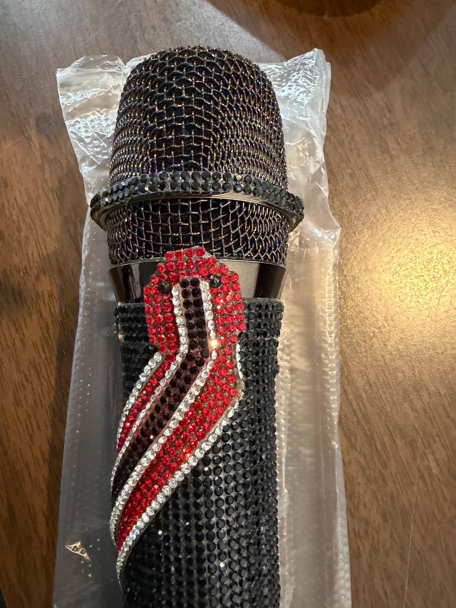 Snake Microphone - Karaoke Mic, Professional Mic, or Prop Fake ...