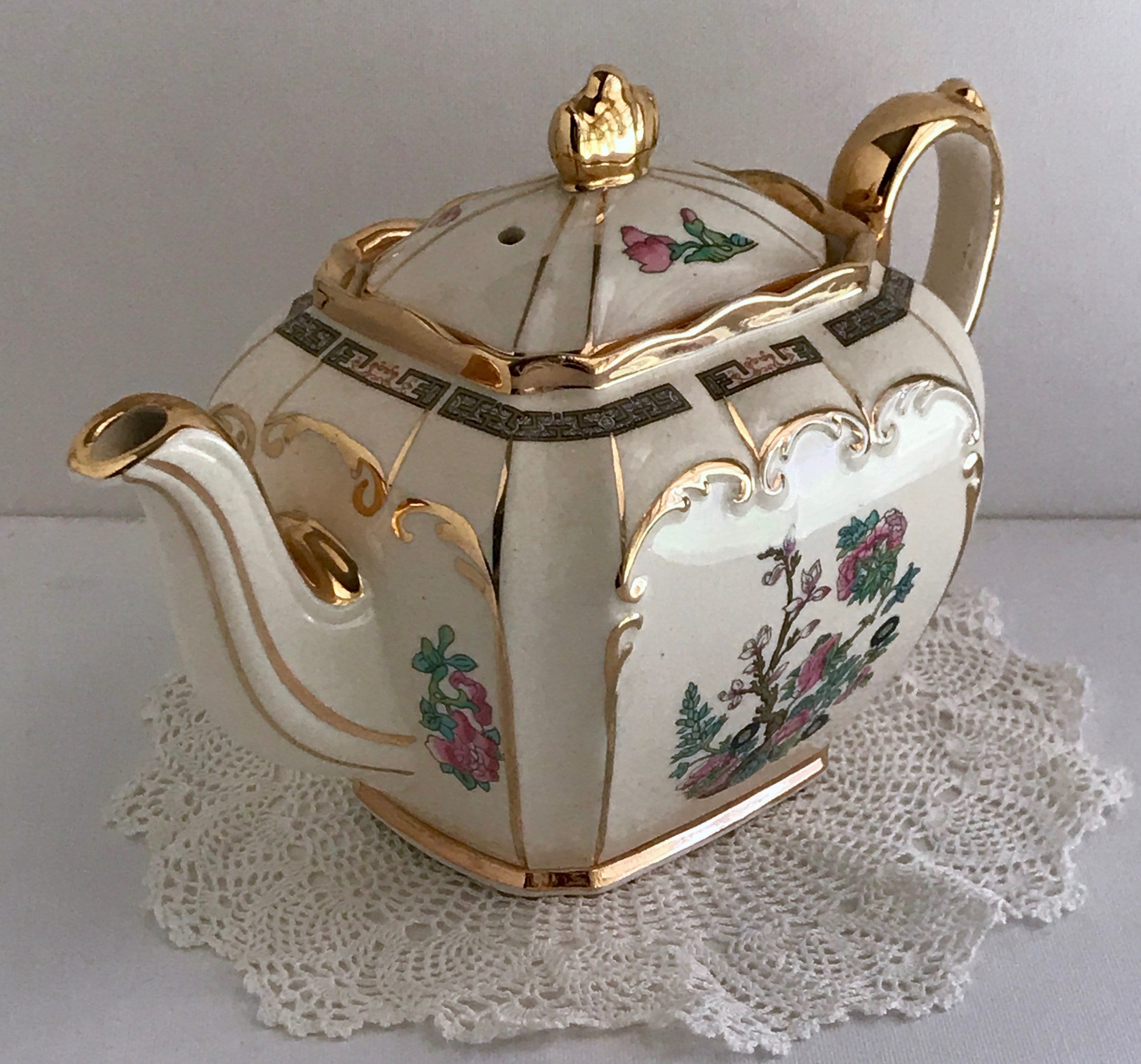Rare Vintage SADLER 1931 Cube Teapot INDIAN TREE Gold Gilt Stunning ...