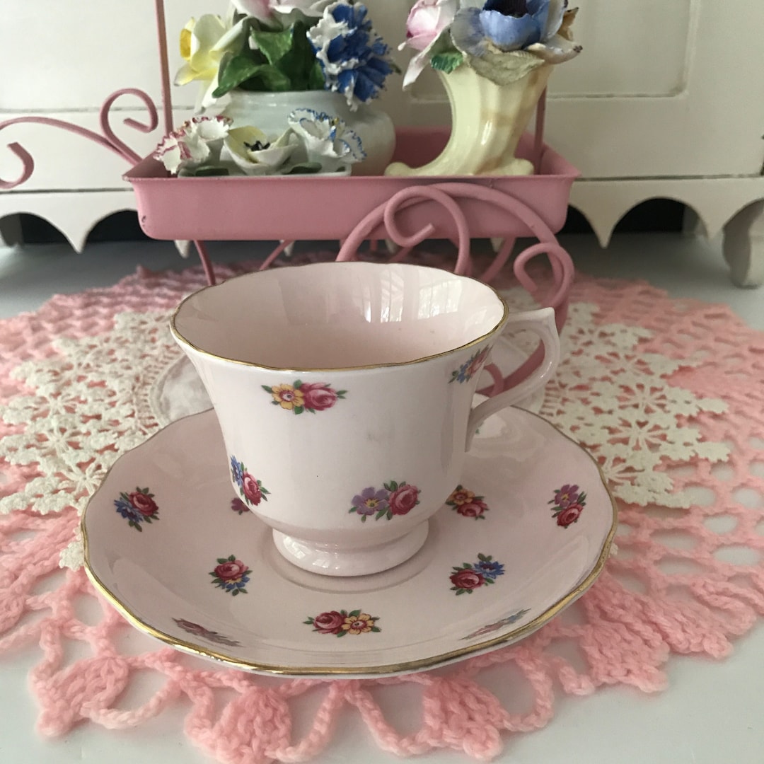 Vintage MAYFAIR Bone China Made in England Pink ROSE Bouquets Tea Cup ...