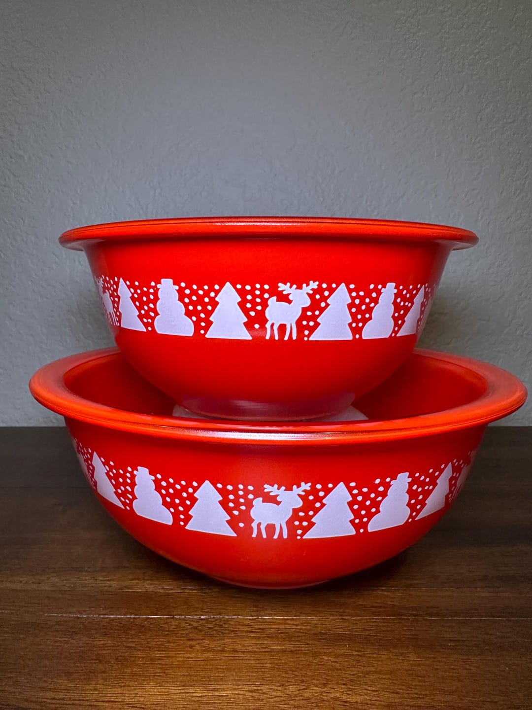 RARE PYREX Christmas Mixing Bowls, Set of Two, 322 and 323, Red With ...