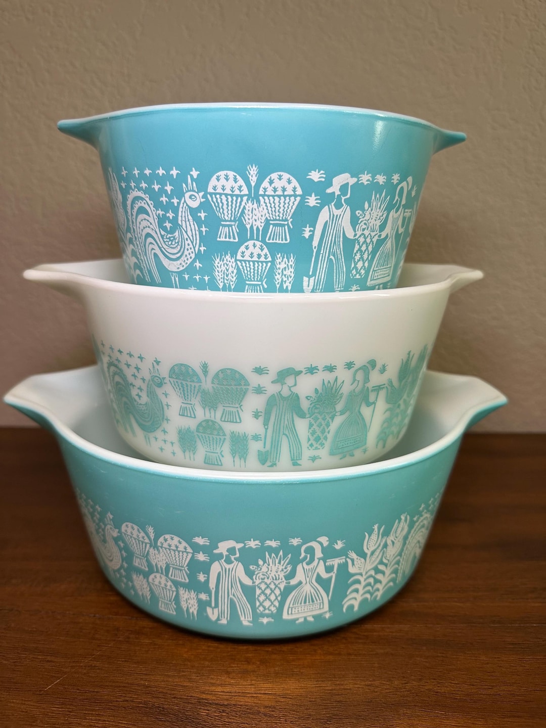 PYREX Turquoise and White Butterprint Set of 3 Nesting Casserole Dishes ...