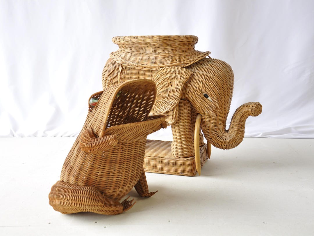 Vintage Rattan Animal Set With Frog and Elephant, Vintage Rattan Side ...