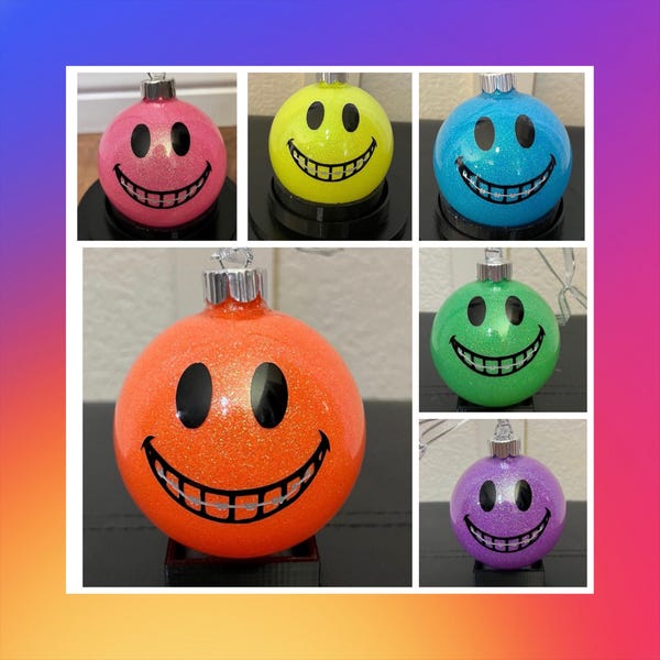 Smiley Face Christmas - Etsy
