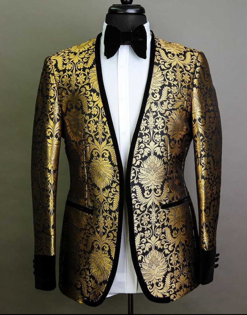 Luxurious Ornamental Paisley Gold Metallic Indian Poly Silk Banarasi ...