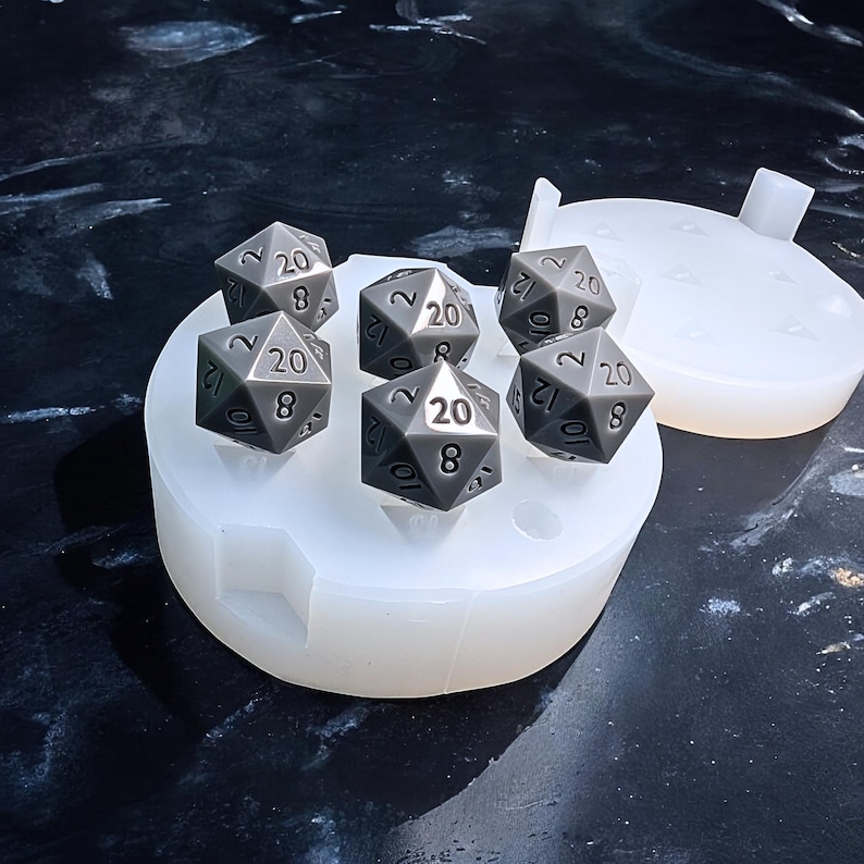 D20- Slab Dice Mold - Etsy
