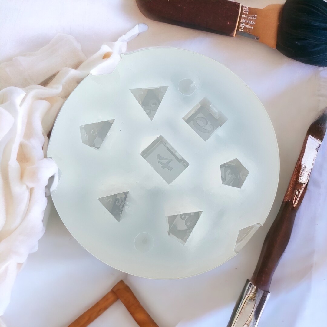 Dnd Sharp Edge Dice Mold Various D6 and D4 Shapes Available - Etsy