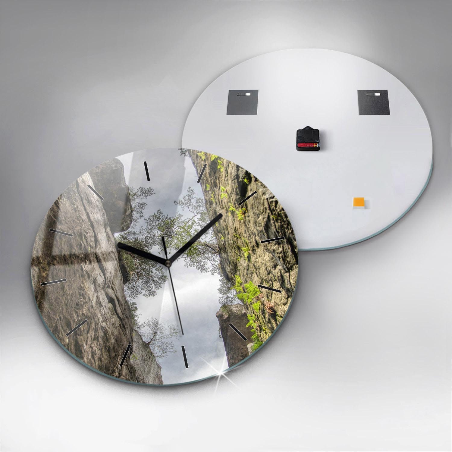 Rock City Glass Clock, Green Modern Wall Clock, Countries of the World ...