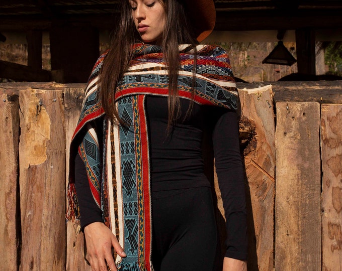 Peruvian Alpaca Shawl / Ceremony Scarf / Andean Shoulder Wrap / Fair ...