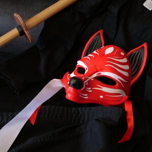 Red Kitsune Mask a Traditional Mask for Wearing & Deco | Red Kitsune ...