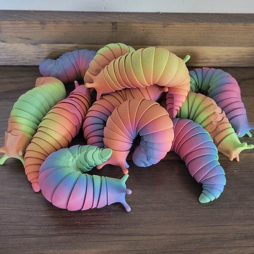 3D Printed Articulated Slug, Desk Toy , Fidget Toy, Gift, 3d Print ...