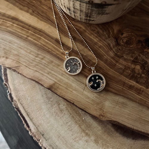 Tiny Toad Necklace Sterling Silver Toad Charm on a Delicate - Etsy