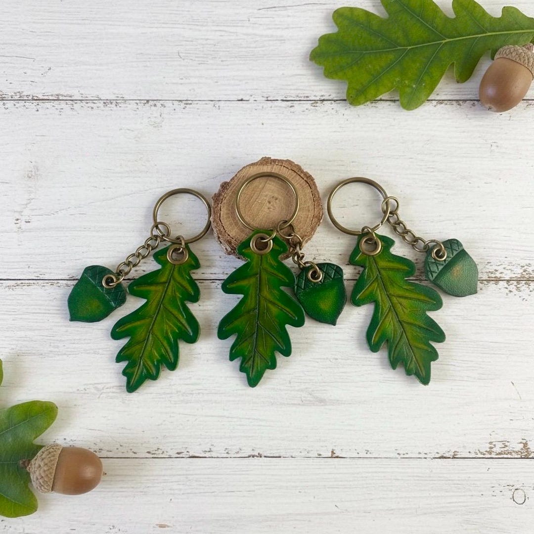 Oak Elegance - Green Leather Oak Leaf & Acorn Keyring – Handmade Nature ...